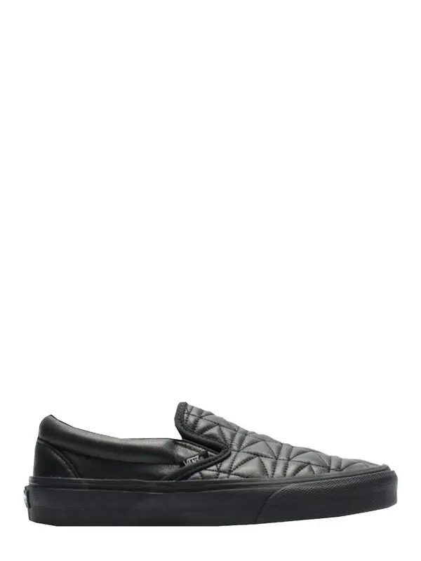 VANS Classic Slip-on Sneakers - Black/karl Quilt
