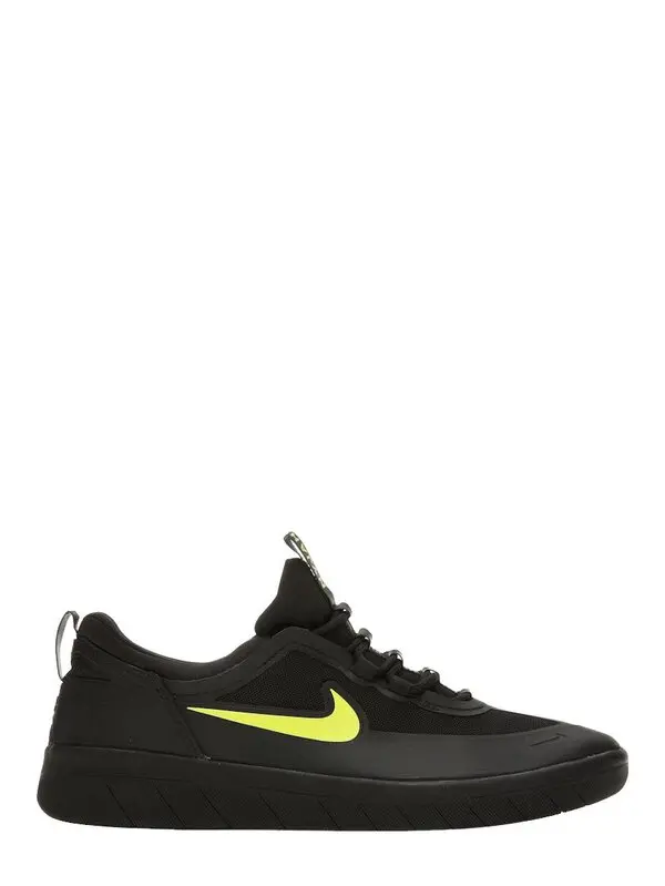 Nike Nyjah Free 2 Sneakers - Black/cyber