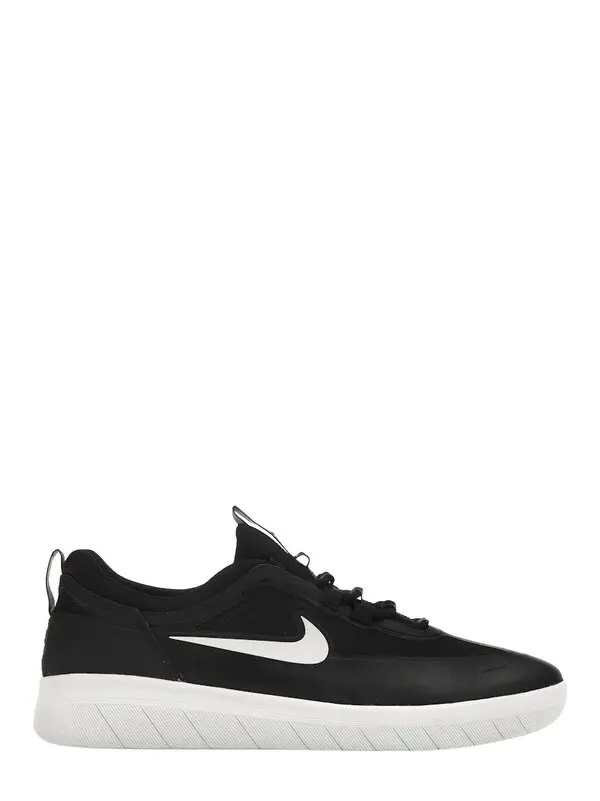Nike Sb Nyjah Free 2 Sneakers - Black