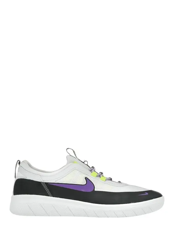 Nike Sb Nyjah Free 2 Sneakers - Black/wild Berry/white