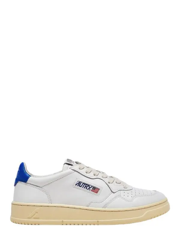 AUTRY Medalist Leather Low Top Sneakers - White/azure/cream