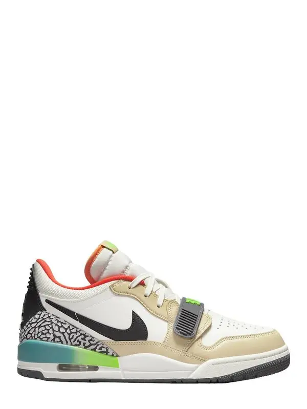 JORDAN Legacy 312 Low Sneakers - White/beige