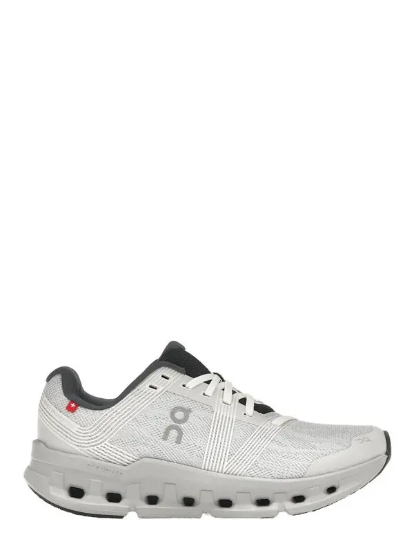 On Running Cloudgo Sneakers - White/glacier