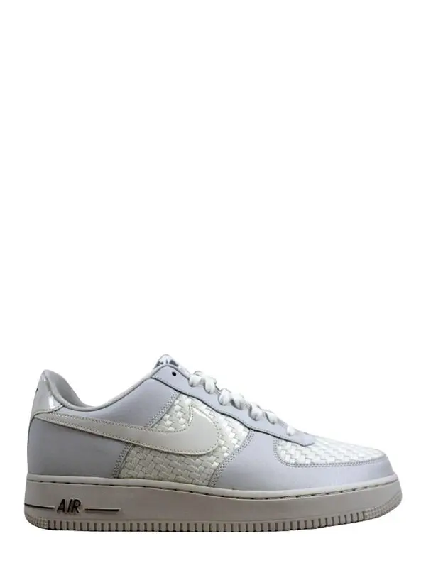 Nike Air Force 1 Low '07 Lv8 Sneakers - Summit White/chrome