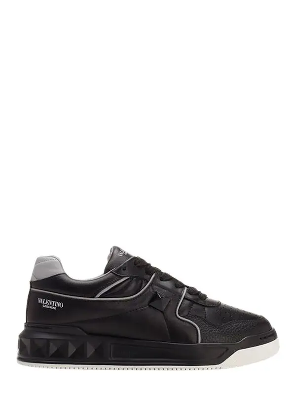 Valentino Garavani One Stud Low-top Sneakers - Black/gray
