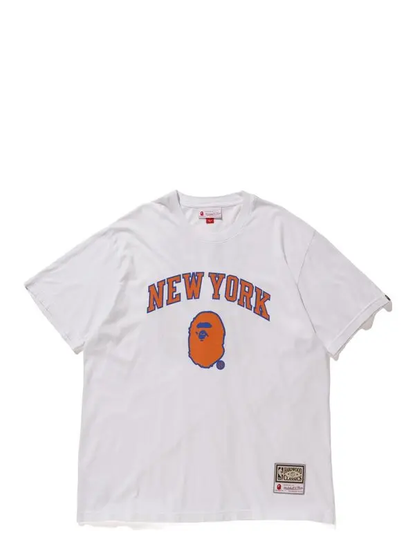 A BATHING APE X Mitchell & Ness Knicks Tee Shirt - White