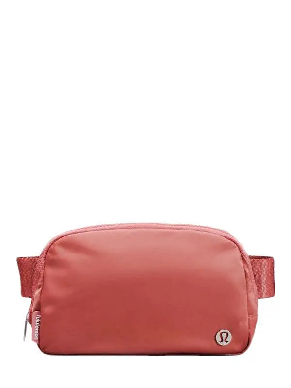 Lululemon Everywhere Belt Bag - Brier Rose