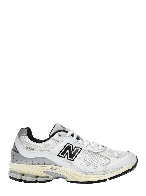 NEW BALANCE X Thisisneverthat 2002r Sneakers - White/black