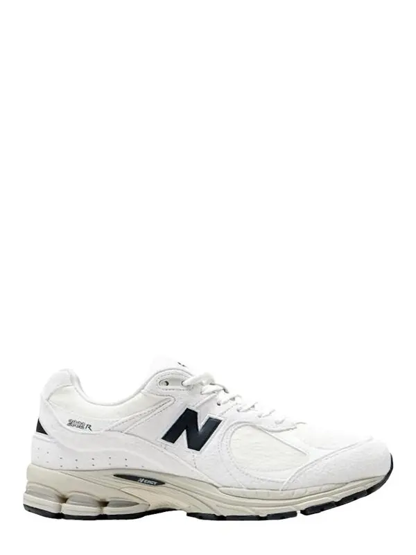 NEW BALANCE 2002r Packin Sneakers - White/black