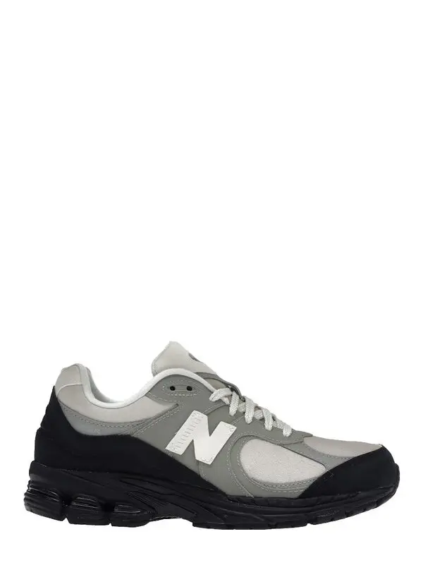 NEW BALANCE 2002r The Basement Sneakers - Stone Grey/black