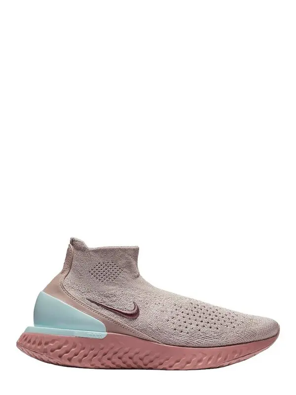 Nike Rise React Flyknit Sneakers - Diffused Taupe/smoky Mauve/rust Pink