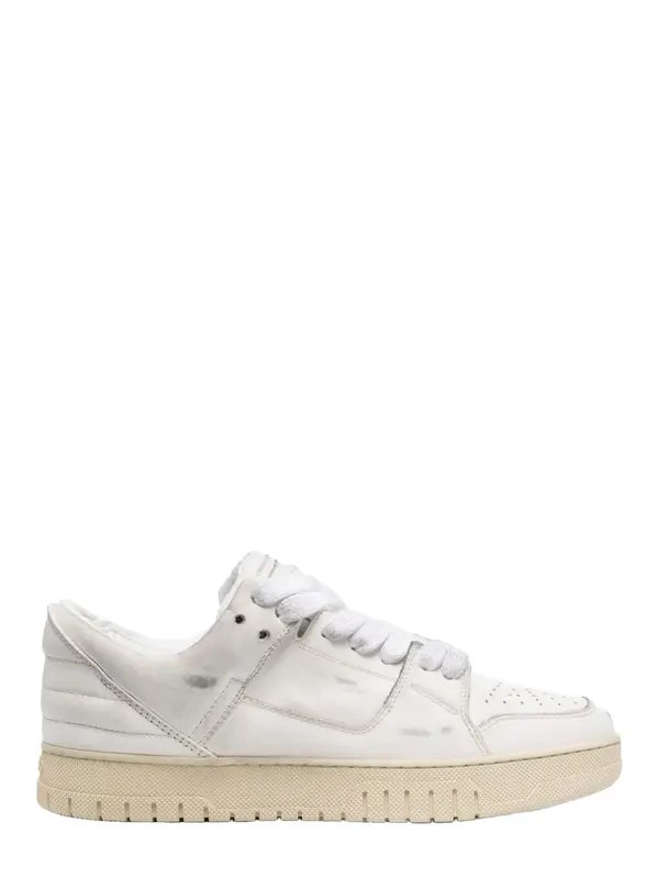 1989 STUDIO Vintage Distressed Leather Sneakers - White