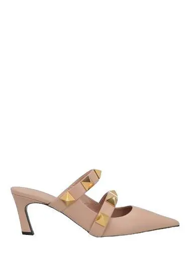 Valentino Garavani Leather Mules & Clogs - Pink