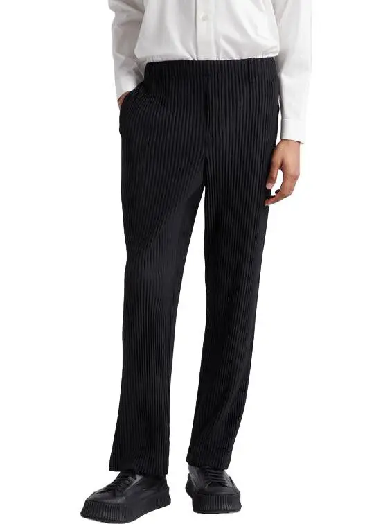 Issey Miyake Pleated Straight Leg Tailored Trousers - Black