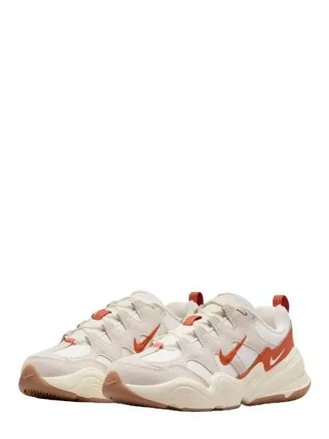 Nike Tech Hera Sneaker - Sail/campfire Orange/brown
