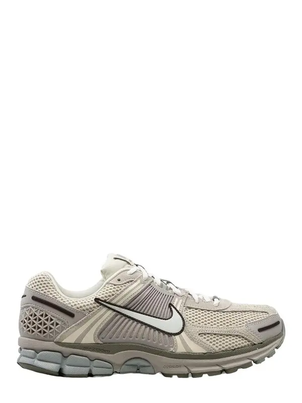 Nike Air Zoom Vomero 5 Sneakers - Grey