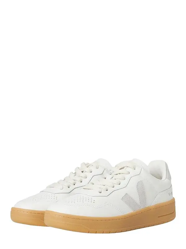 VEJA V-90 Sneakers - White