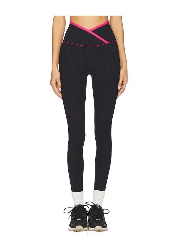 Year Of Ours Ribbed Two Tone Veronica Legging In Black - Black & Magenta