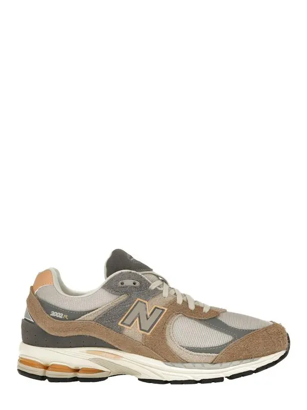 NEW BALANCE 2002r Sneakers - Mushroom/hazy Peach/castlerock