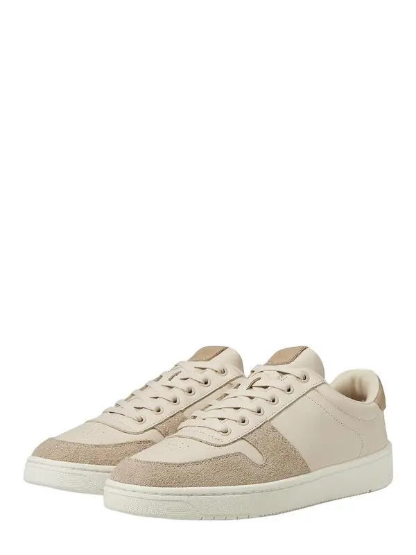 Toms Trvl Lite Court Shoes In Beige Leather And Shaggy Suede - White