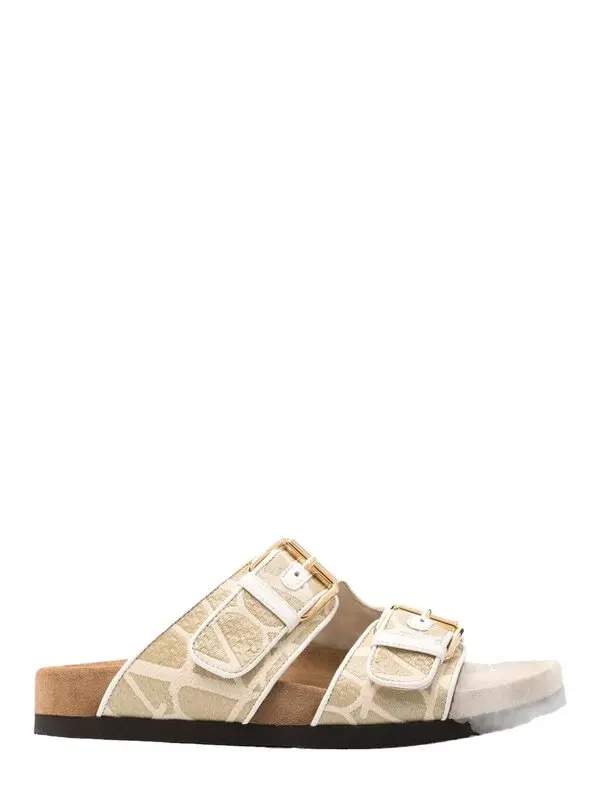 Valentino Garavani Fussfriend Buckled Sandals - Neutrals