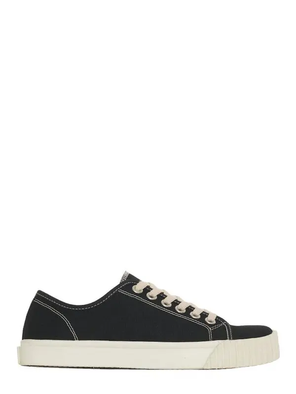 MAISON MARGIELA Tabi Sneakers - Black/white