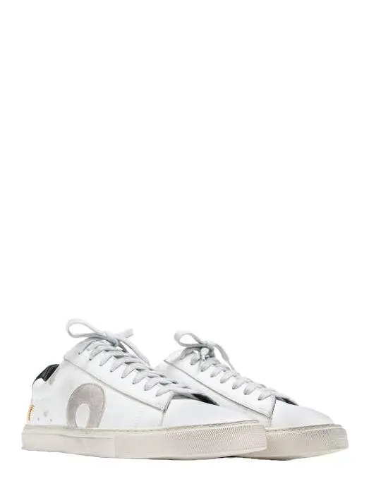 OLIVER CABELL Low 1 Distressed Leather Sneakers - Tigger