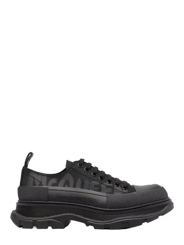 Alexander McQueen Tread Slick Low Lace Up Sneakers - Black