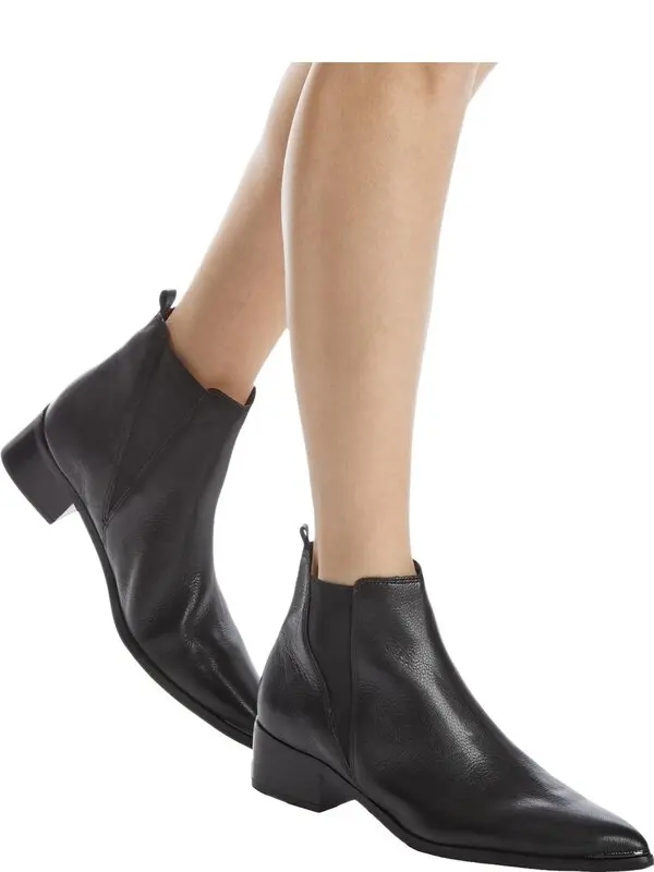 MARC FISHER LTD. Yale Chelsea Boots - Black Leather