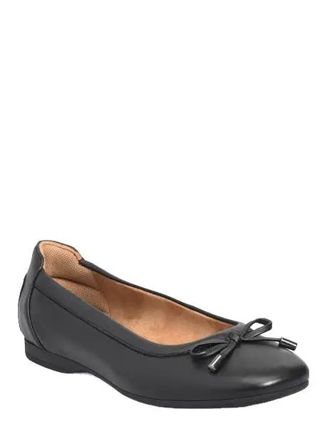 COMFORTIVA Keegan Leather Ballet Flat - Black