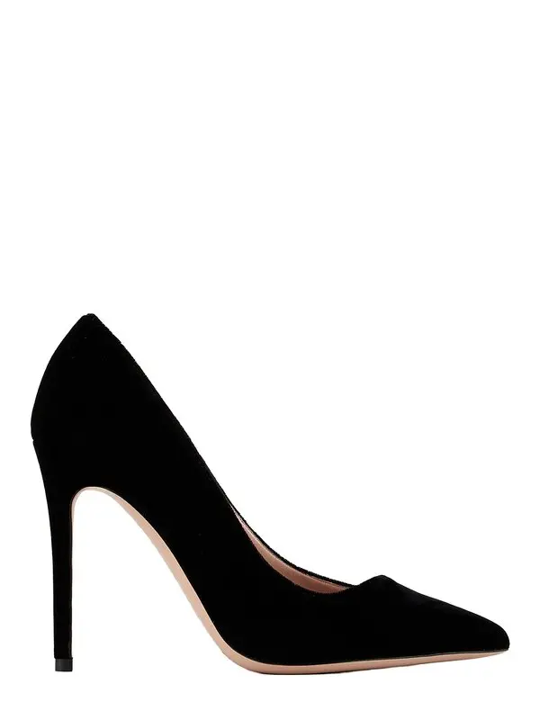 Giorgio Armani Velvet Court Shoes With Asymmetric Top Line - Black