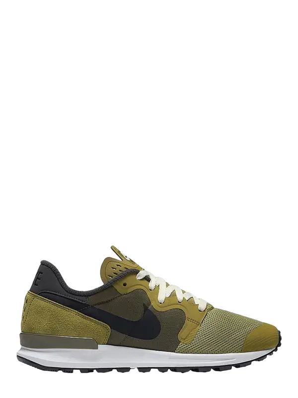 Nike Air Berwuda Sneakers - Green