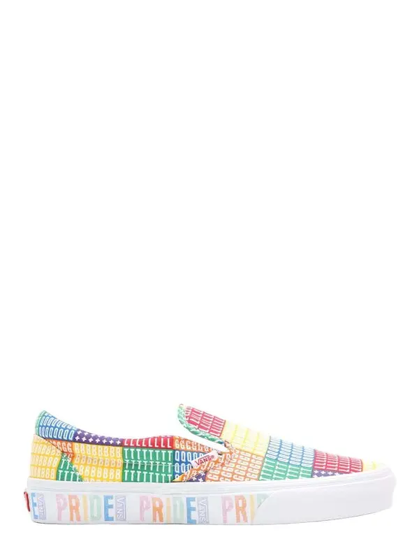 VANS Classic Slip-on Sneakers - Multi/true White