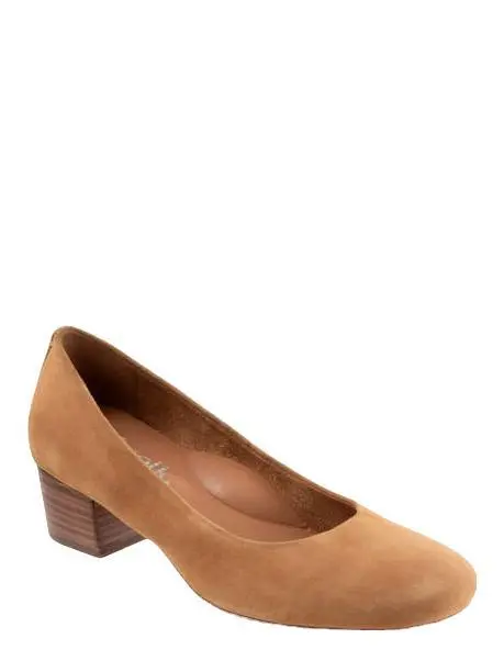 Softwalk Lynn Pumps - Camel Suede