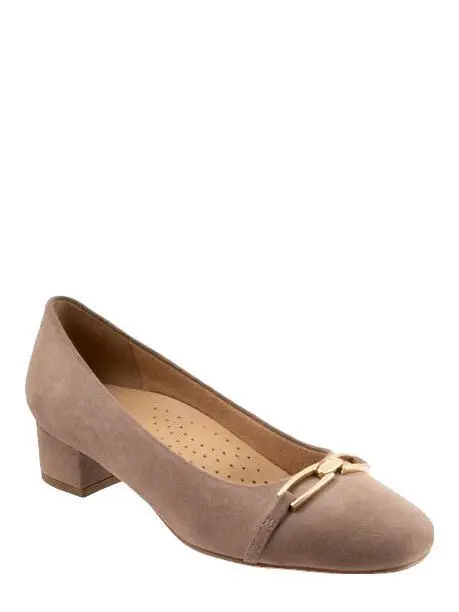 Trotters Dakota Pump - Taupe Suede