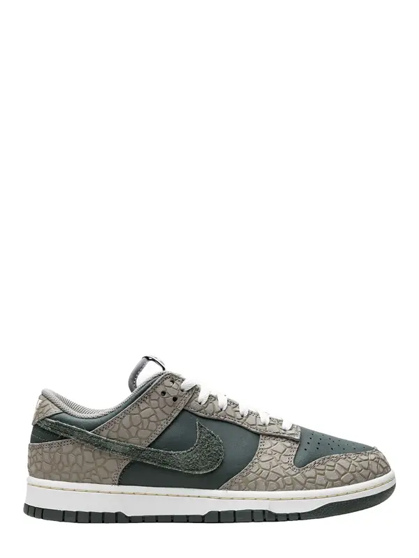 Nike Dunk Low Urban Landscape 2.0 Sneakers - Green