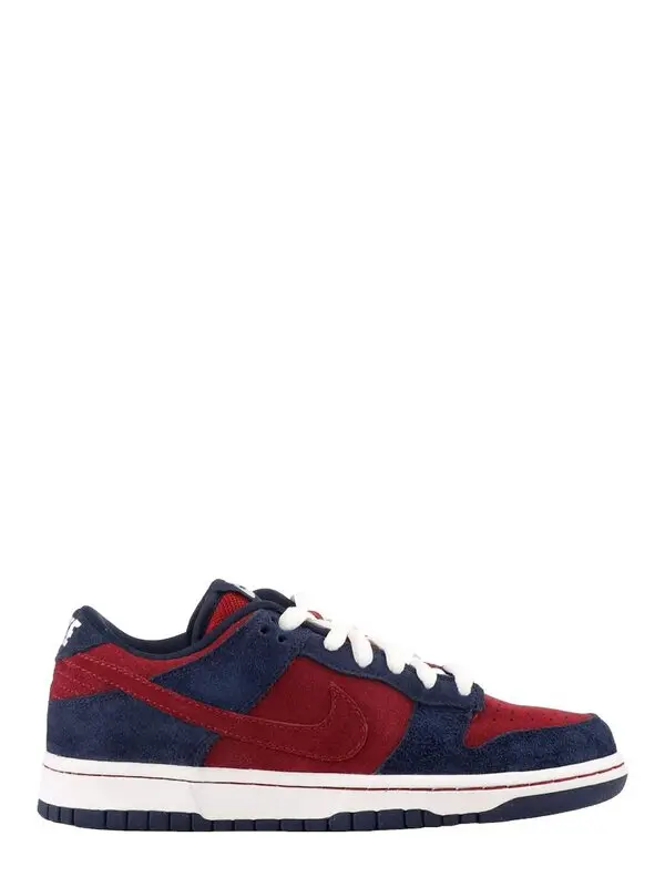Nike Sb Dunk Low Sneakers - Obsidian/team Red