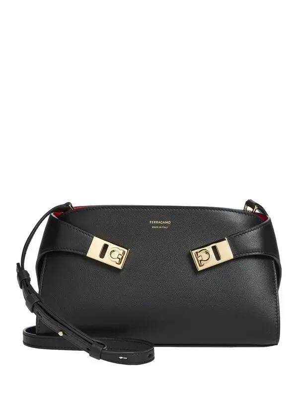 FERRAGAMO Hug Soft Leather Convertible Bag - Nero