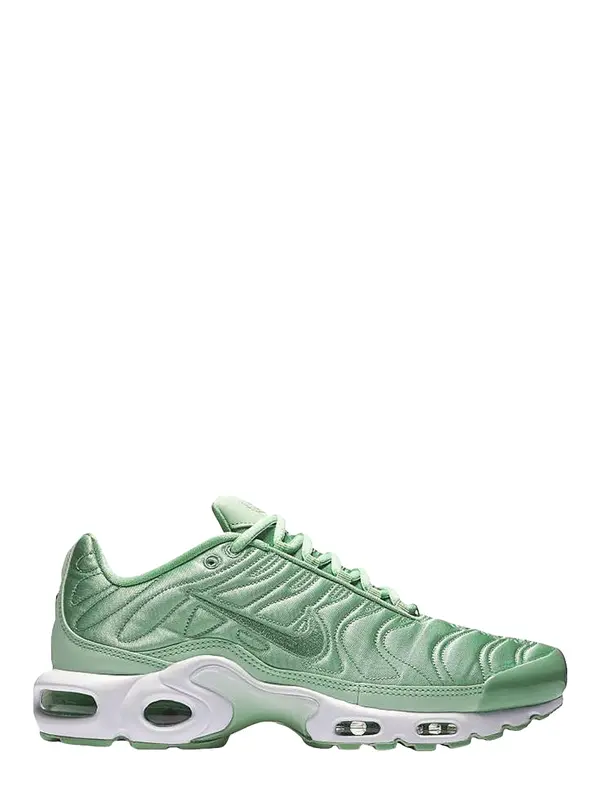 Nike Air Max Plus Se Sneakers - Green
