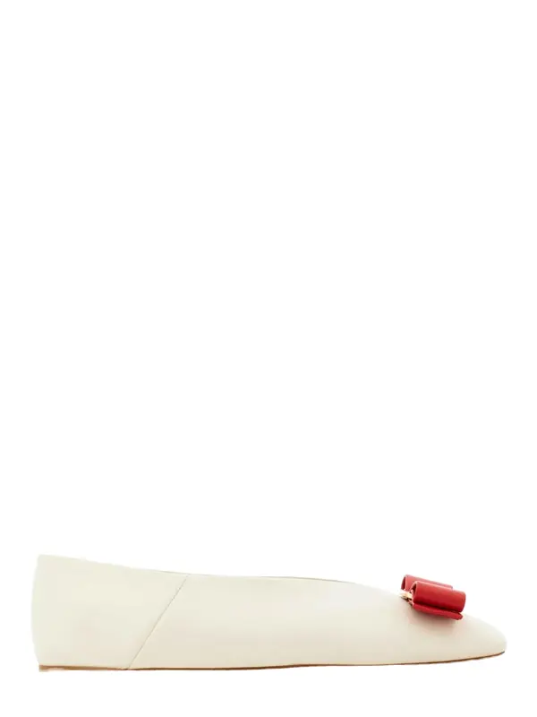 FERRAGAMO Vara Leather Ballerinas - White