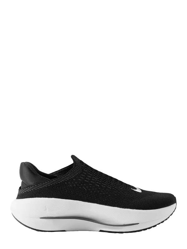 Nike Reina Easyon Flyknit Sneakers - Black