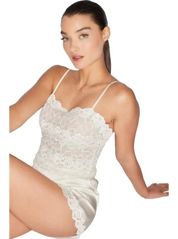 Natori Rose Parfait Allover Lace Cami - White