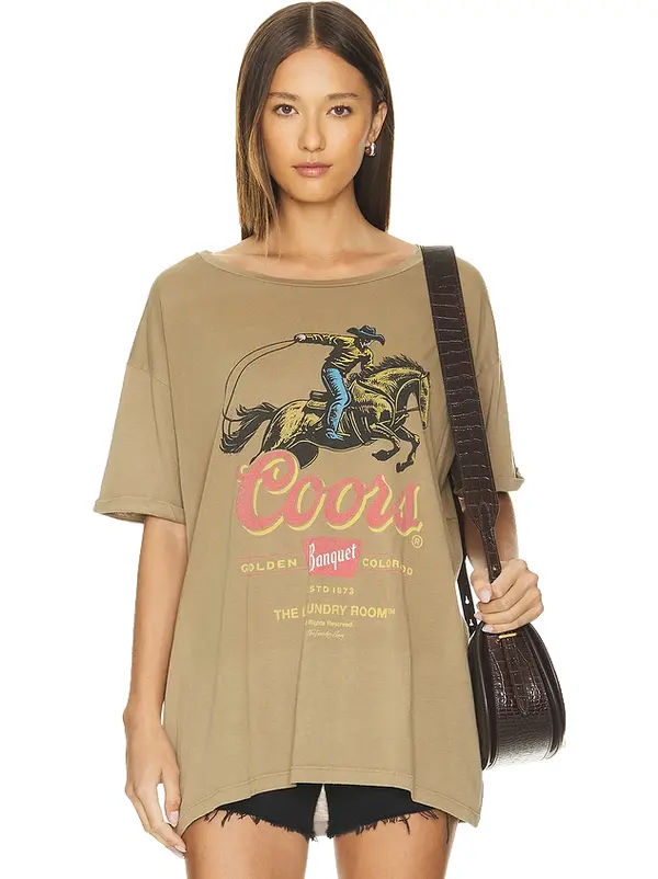 THE LAUNDRY ROOM Coors Roper Oversized Tee - Camel Gold