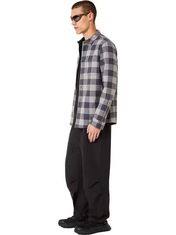 Oakley Bear Cozy Flannel - Graphite,cement