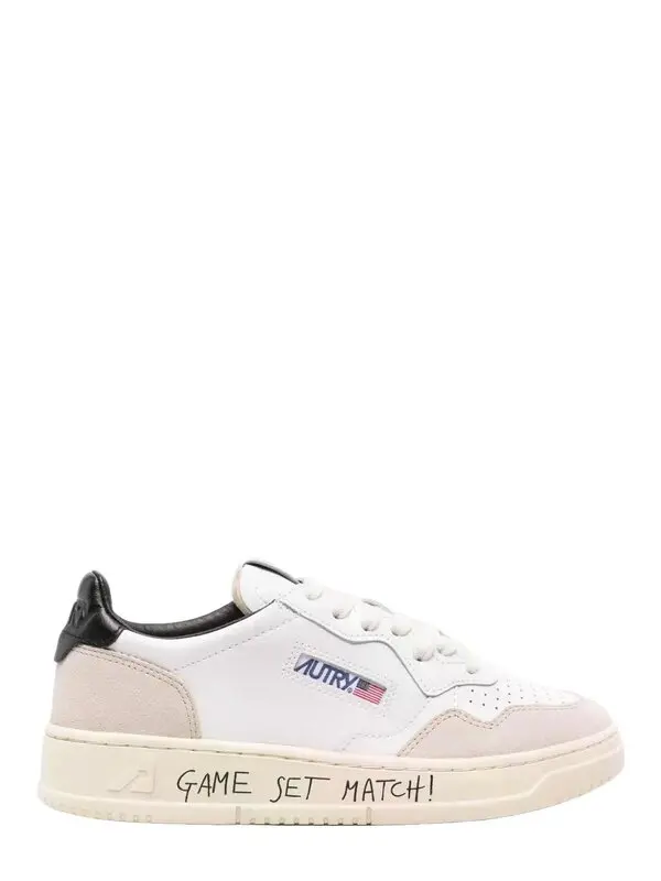 AUTRY Medalist Leather Sneakers - White