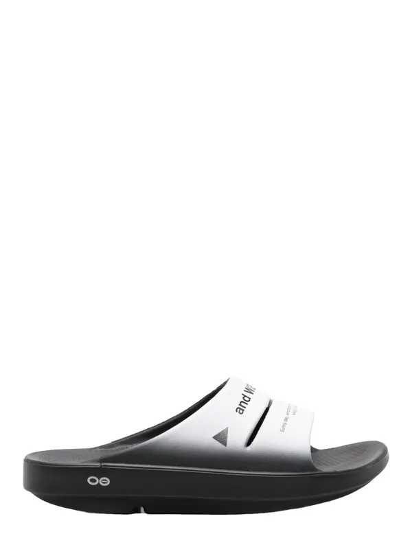 AND WANDER Ooahh Logo-print Slides - Black