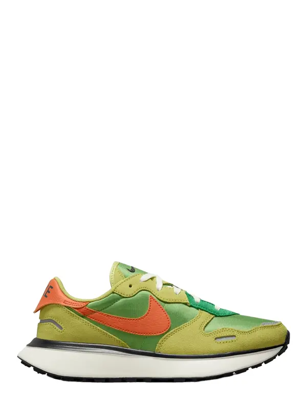 Nike Phoenix Waffle Sneakers - Green