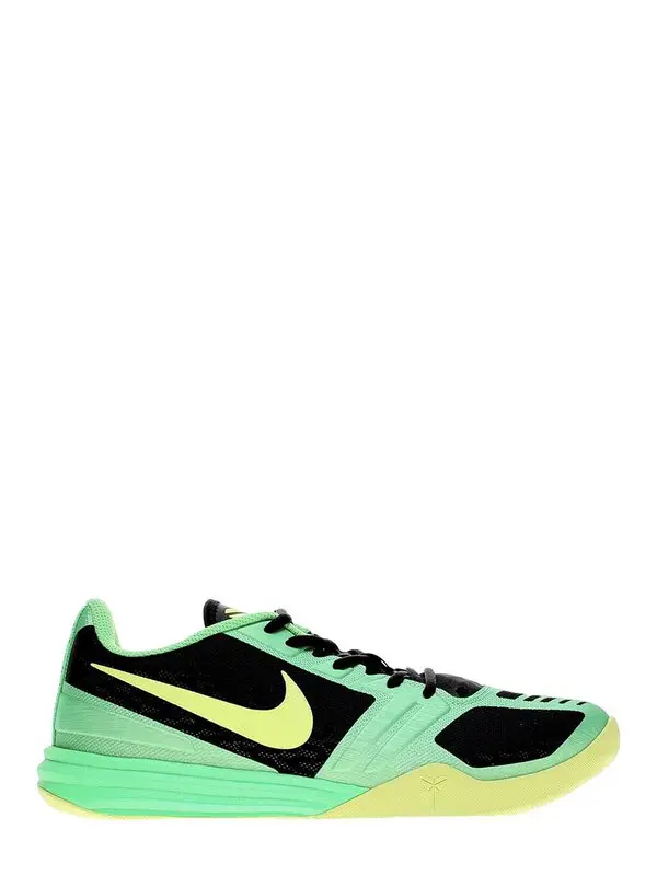 Nike Athletic Sneakers - Green