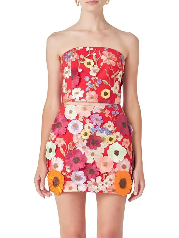 Endless Rose Floral Embroidered Strapless Top - Red