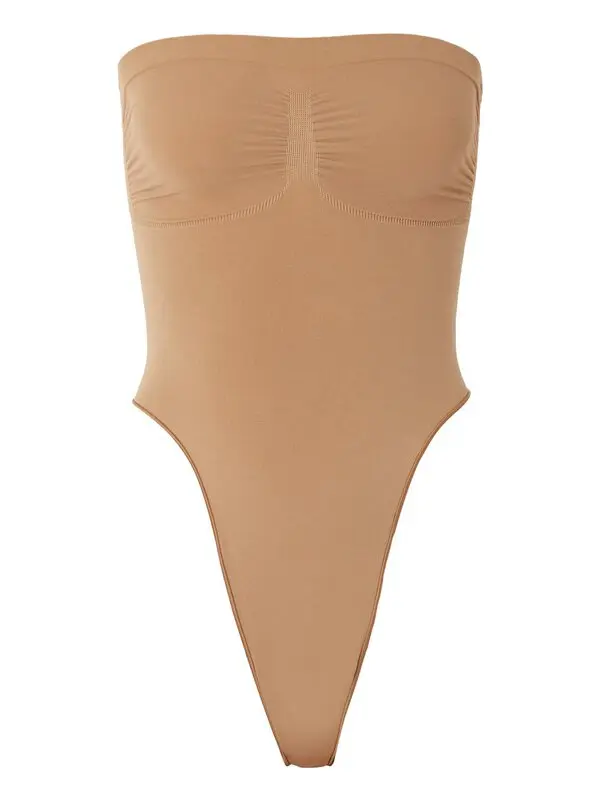 SKIMS Seamless Sculpt Strapless Thong Bodysuit - Neutrals